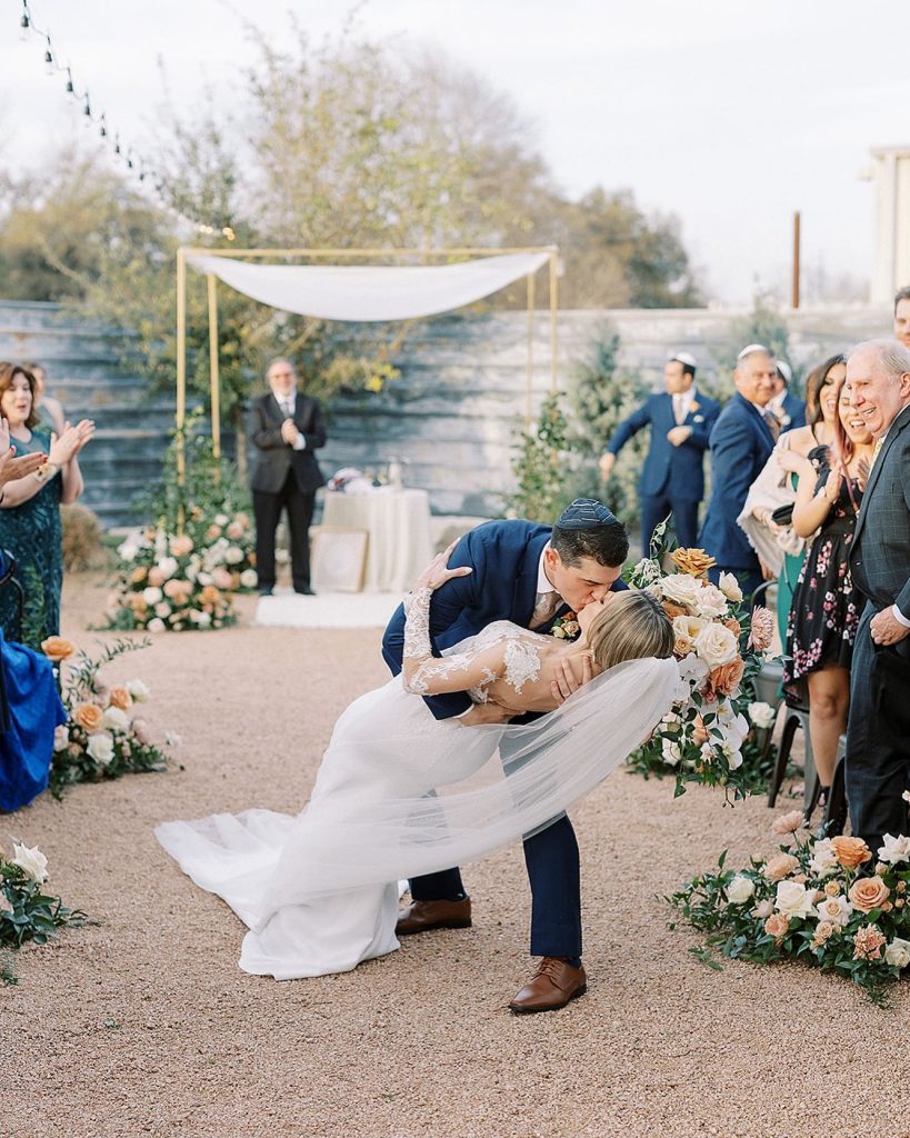 Austin Outdoor Wedding Venues Too Good to Be True